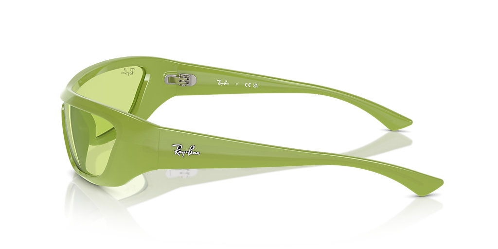 RB4431 Xan Bio-Based Ray-Ban Green/Green XL – SunglassHut KSA